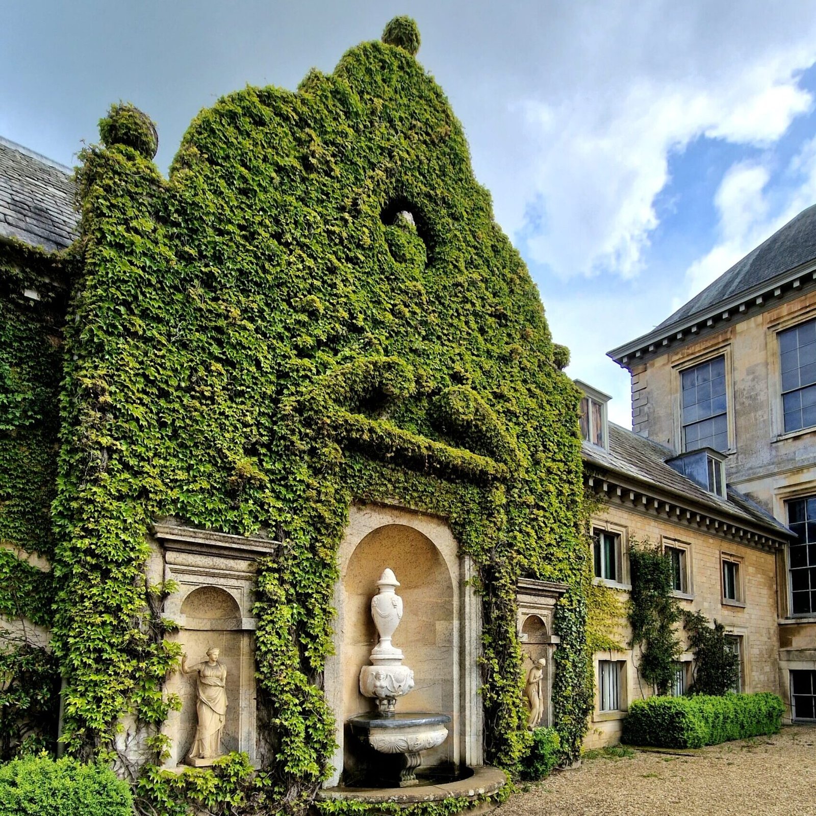 Belton House | Dog-friendly travels in the UK
